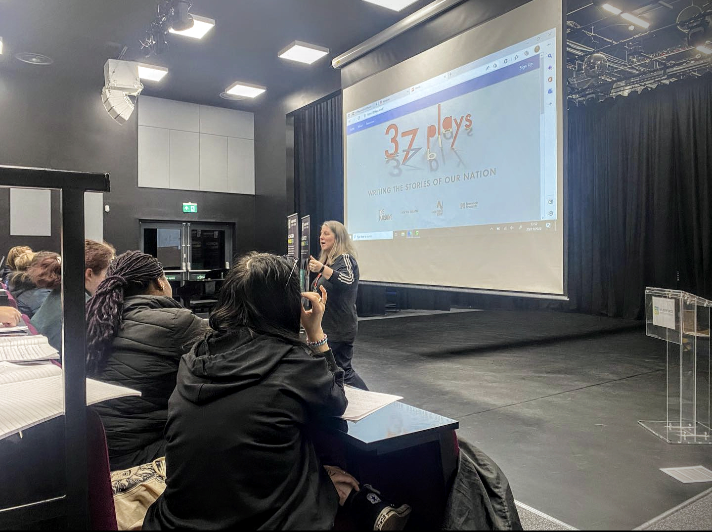 Master your writing with Masterclasses | HullTruckTheatre